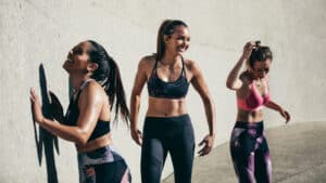 How To Get A Runner's Body: Physique + 7 Training Tips